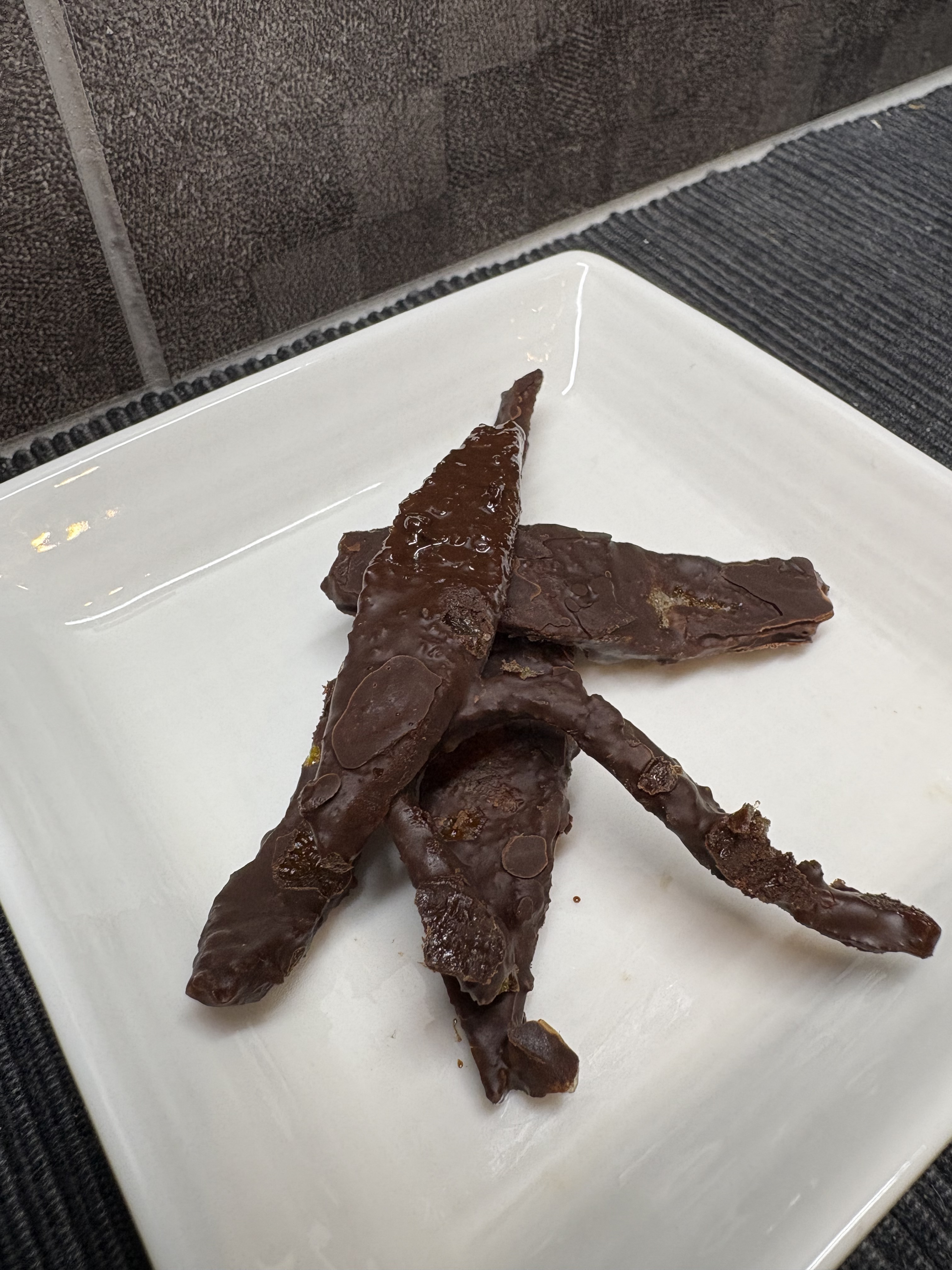 オレンジピール🍊のチョコレートコーティングその2 | CAINZ DIY Square